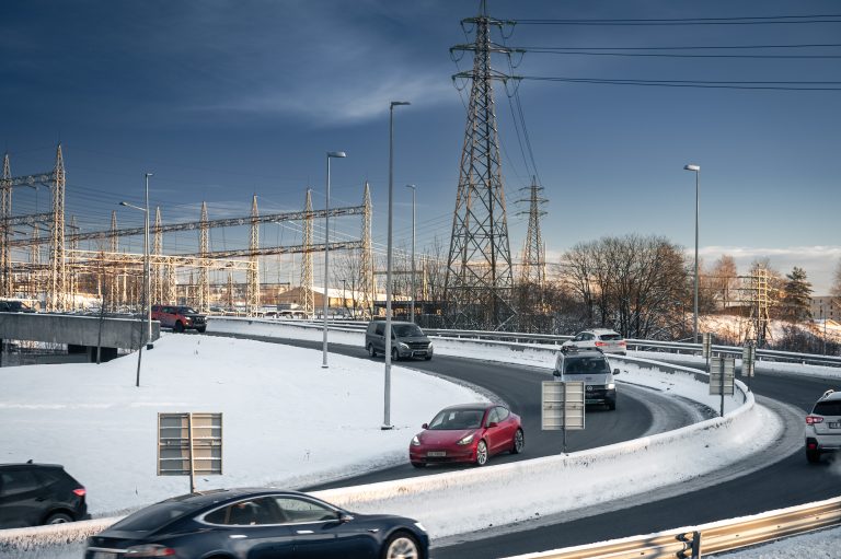 Norway celebrates record-breaking year for electric vehicles - Nordic ...